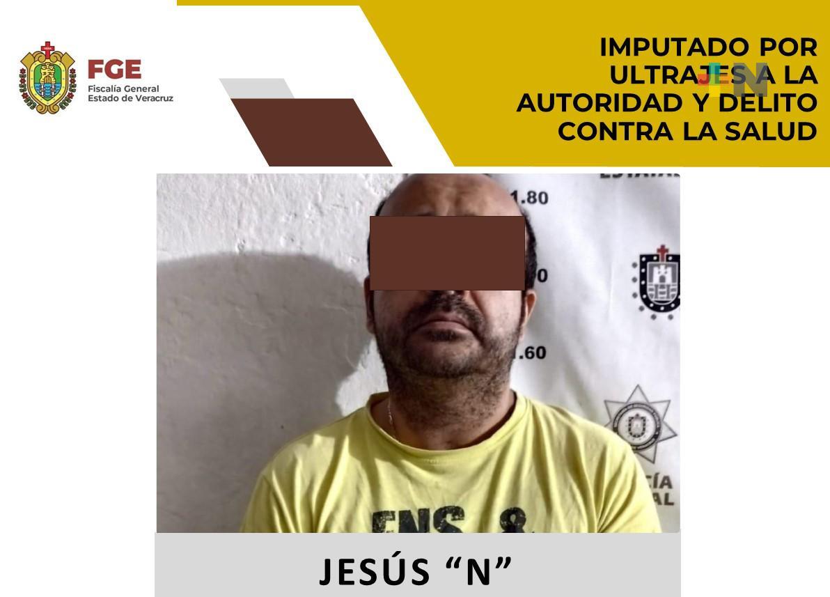 Procede Imputación Por Ultrajes A La Autoridad Y Delito Contra La Salud